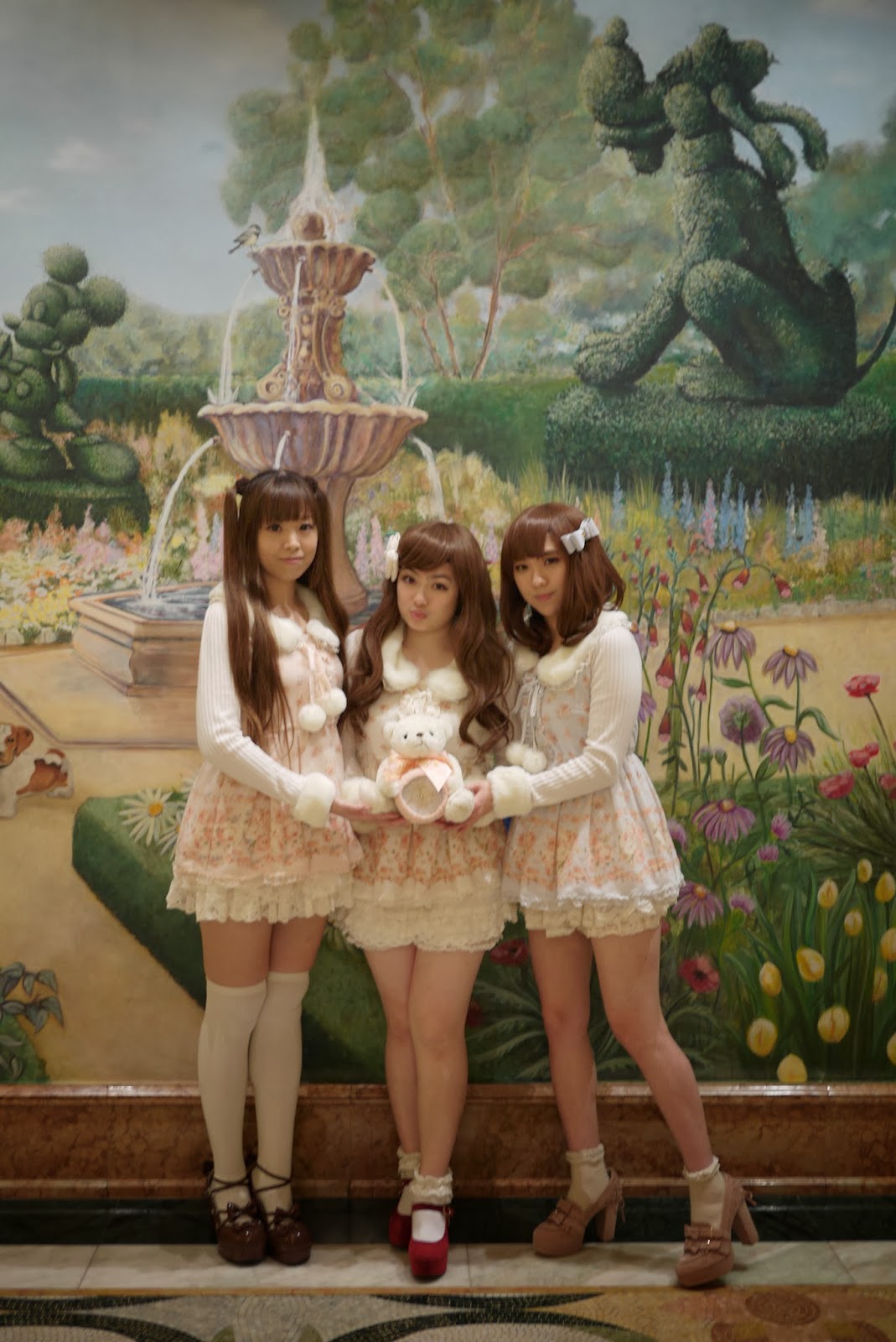 MayMay ♡ Liz Lisa: 2013 Liz Lisa x Fairy Tale Fantasic x HK Disneyland ...