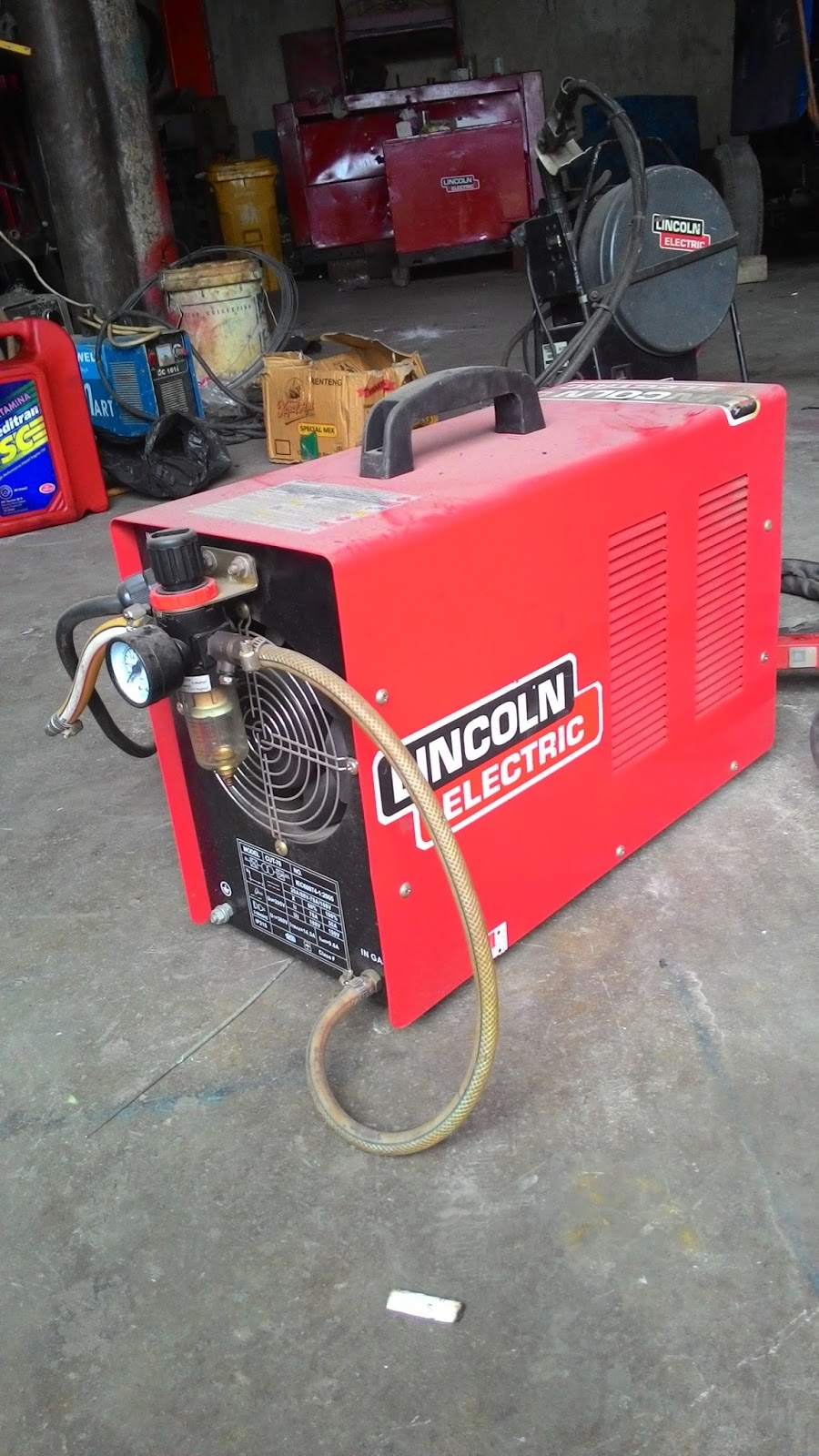 Sewa mesin las welding engine 400 Ampere bigblue Miller 400 dx untuk ...