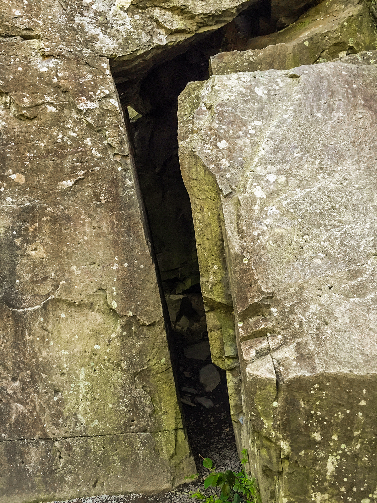 Hiking the Potholes Trail at Interstate State Park in Taylor Falls MN