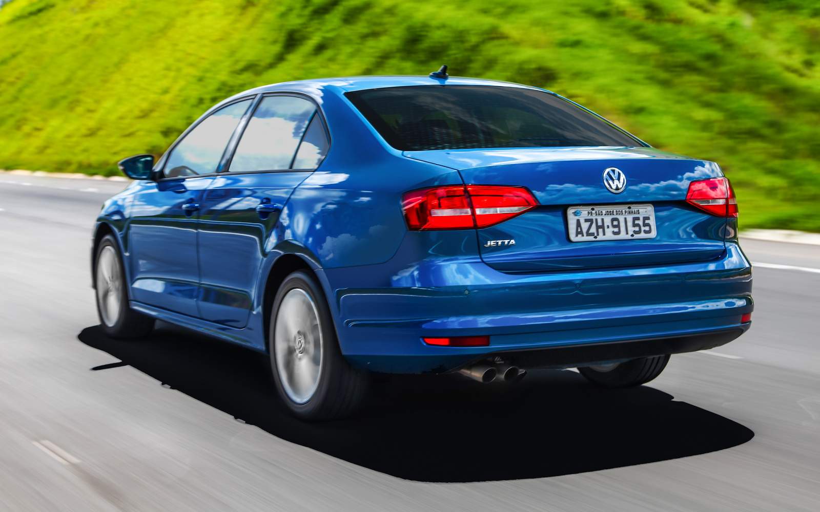 Volkswagen Jetta completa dez anos de Brasil - histórico