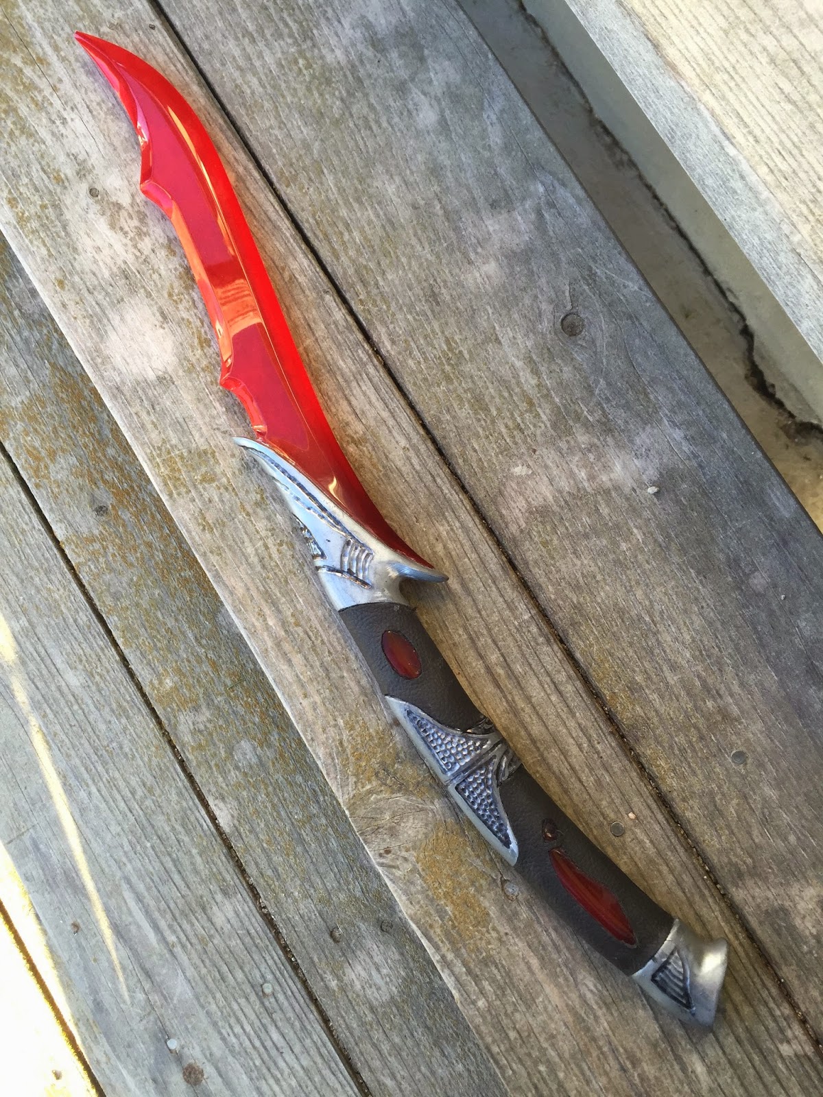 Shay Allred: Red Curved Dagger