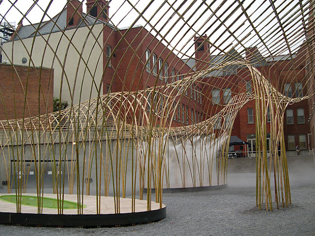 MoMA PS1 Instalaciones de verano - Ministerio de diseño