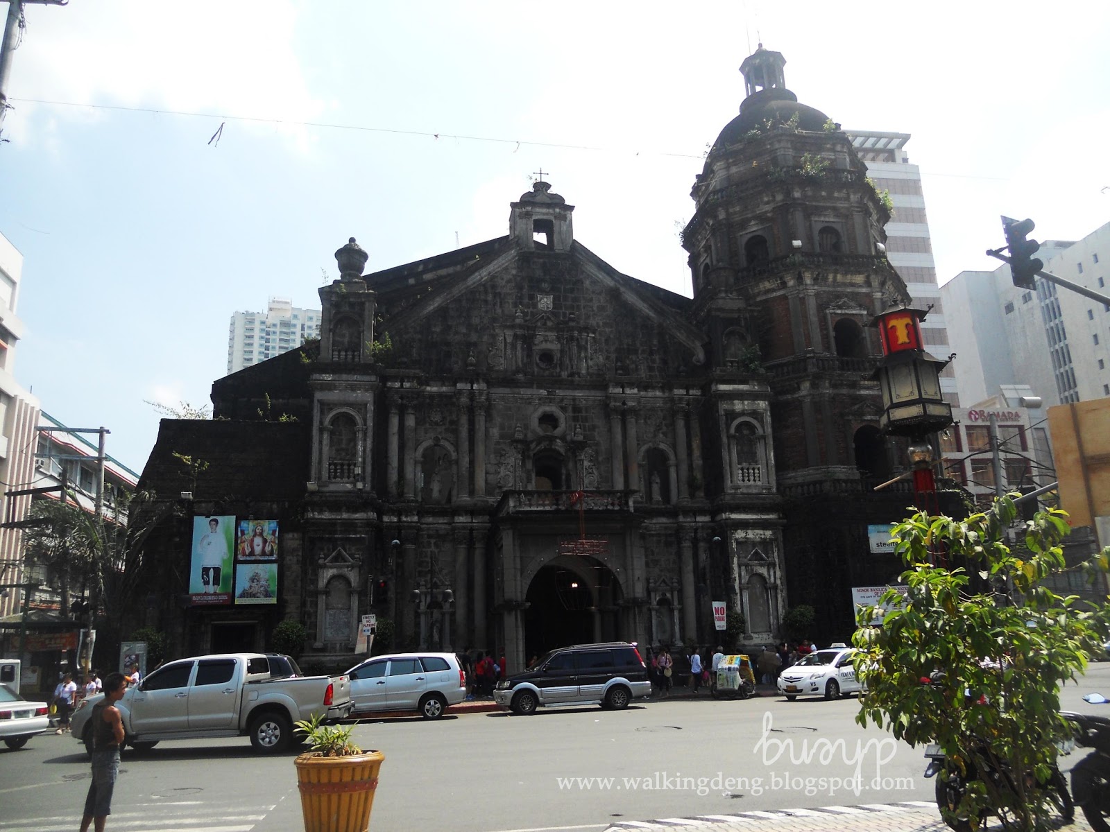TheWalkingDeng: Visita Iglesia 2013: Manila churches