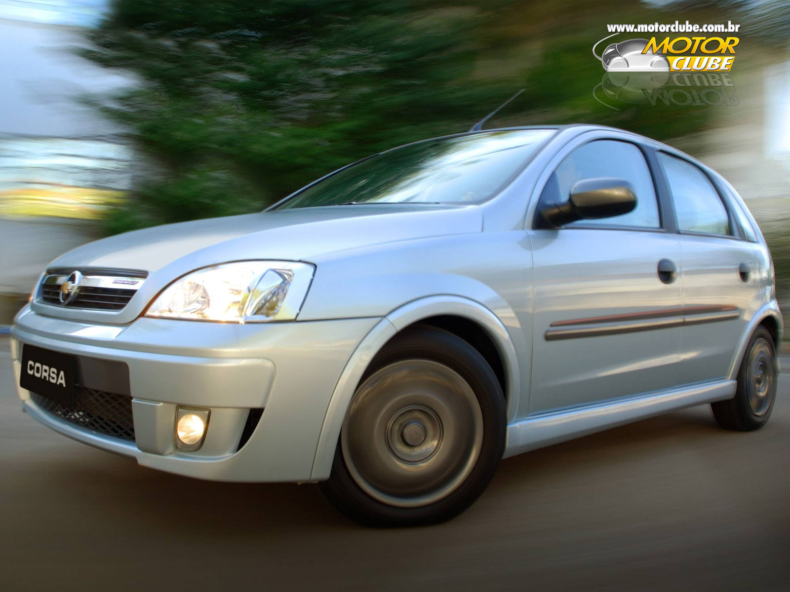 MG Autonovidades: Perto da morte, Meriva e Corsa ganham Air-bag