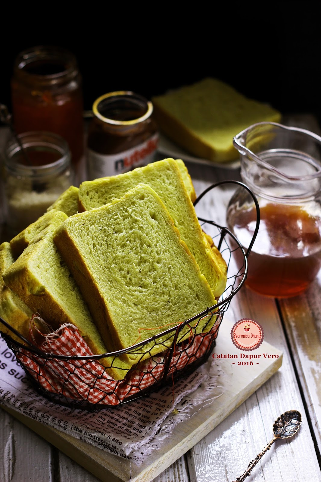 ROTI TAWAR SANTAN PANDAN - Tombo Luwe