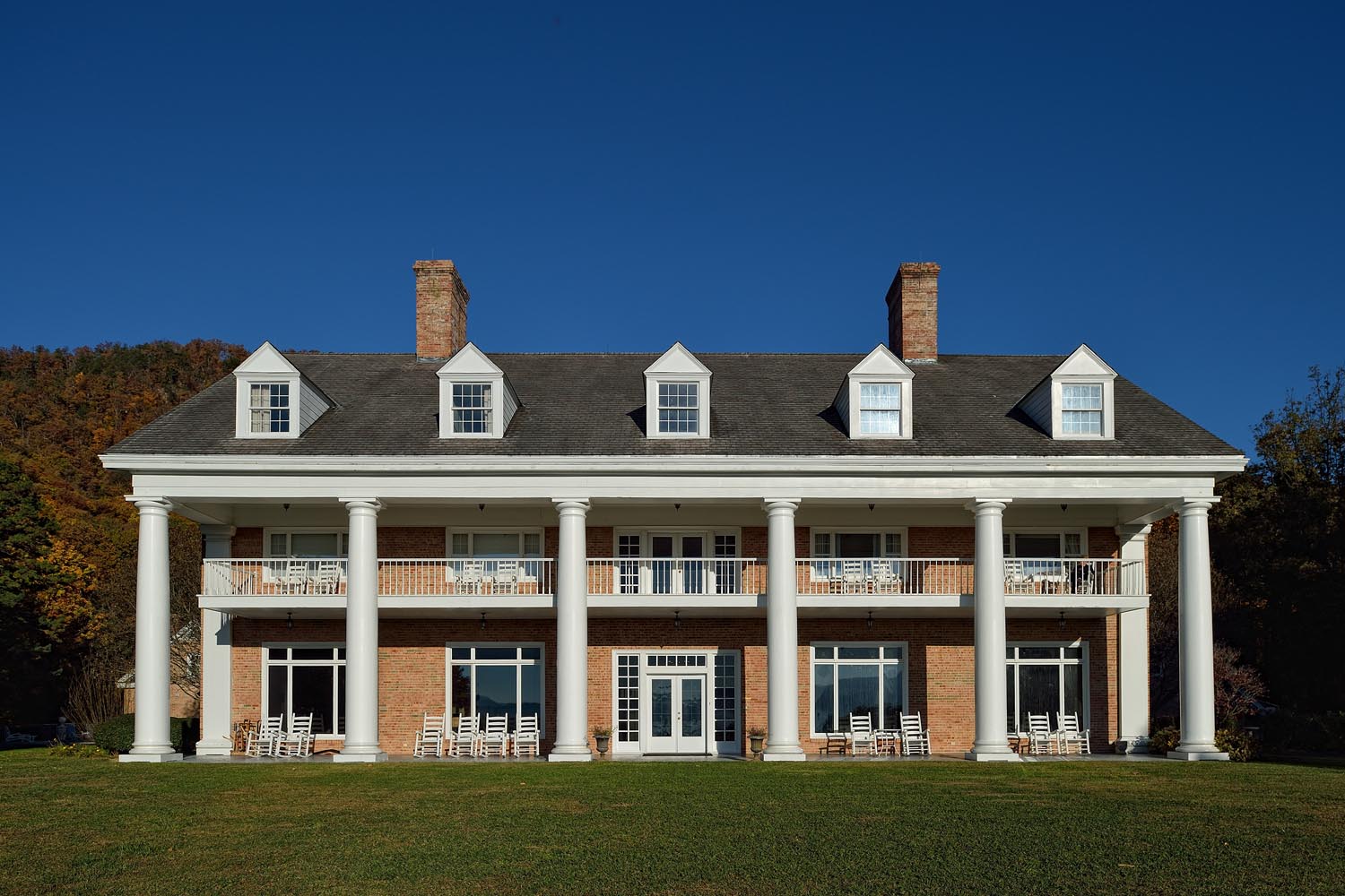 The Amazing Life: Christopher Place, Newport, TN
