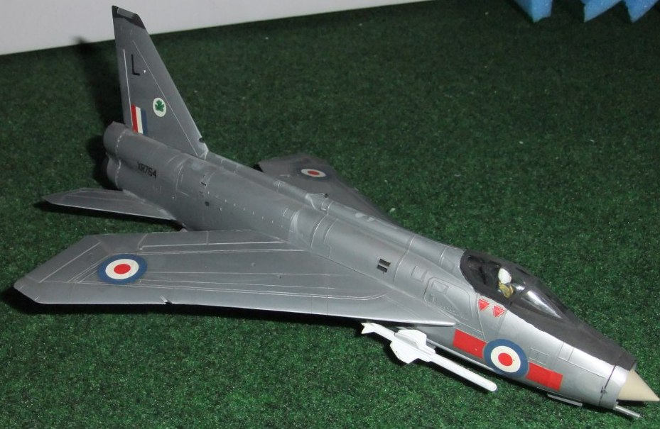 Megablitz and more: EE Lightning