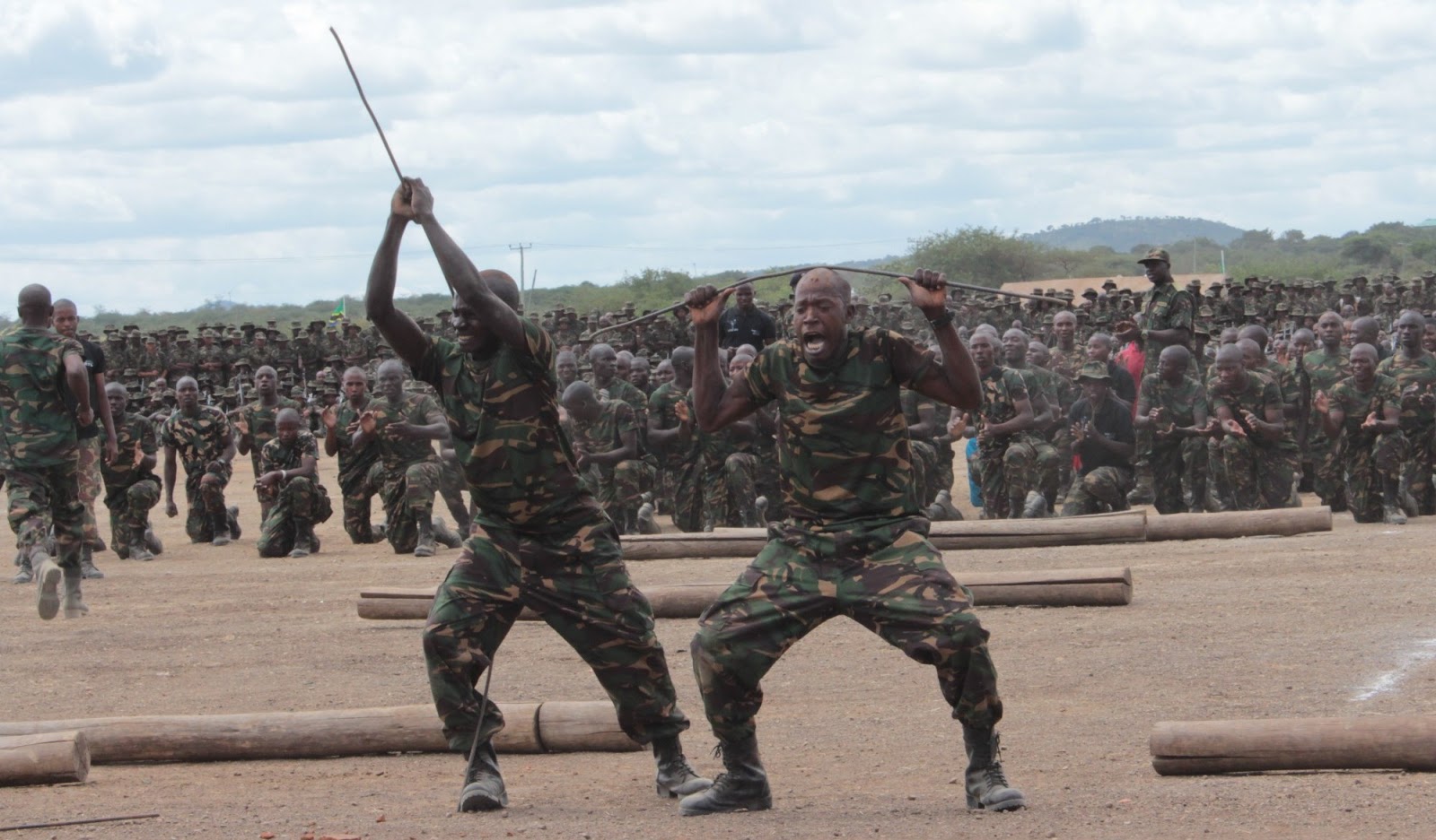 JWTZ LAELEZA SABABU YA KUANDIKISHA WASOMI WENGI JESHINI ~ DAILY NEWS ...