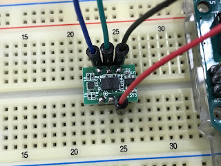 大人のおもちゃ箱: 9軸センサー(加速度，ジャイロ，地磁気)のデータを使う (1)