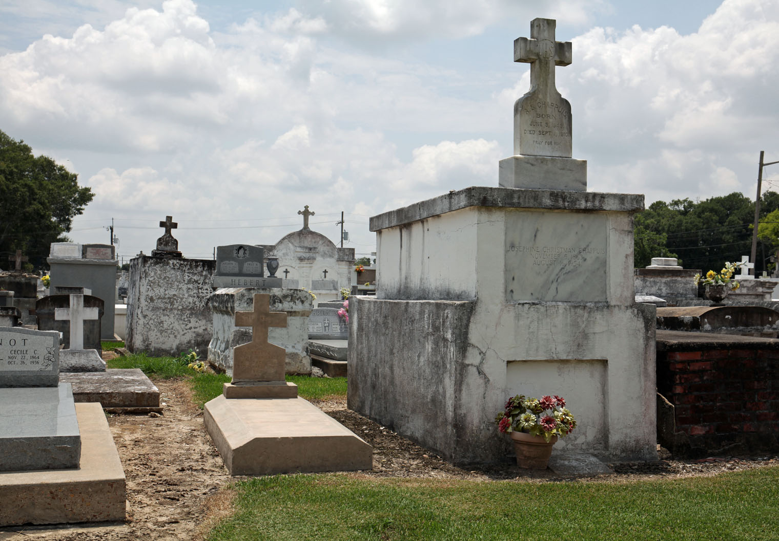 Southern Lagniappe: Rayne, Louisiana: The Frog Capital of the World