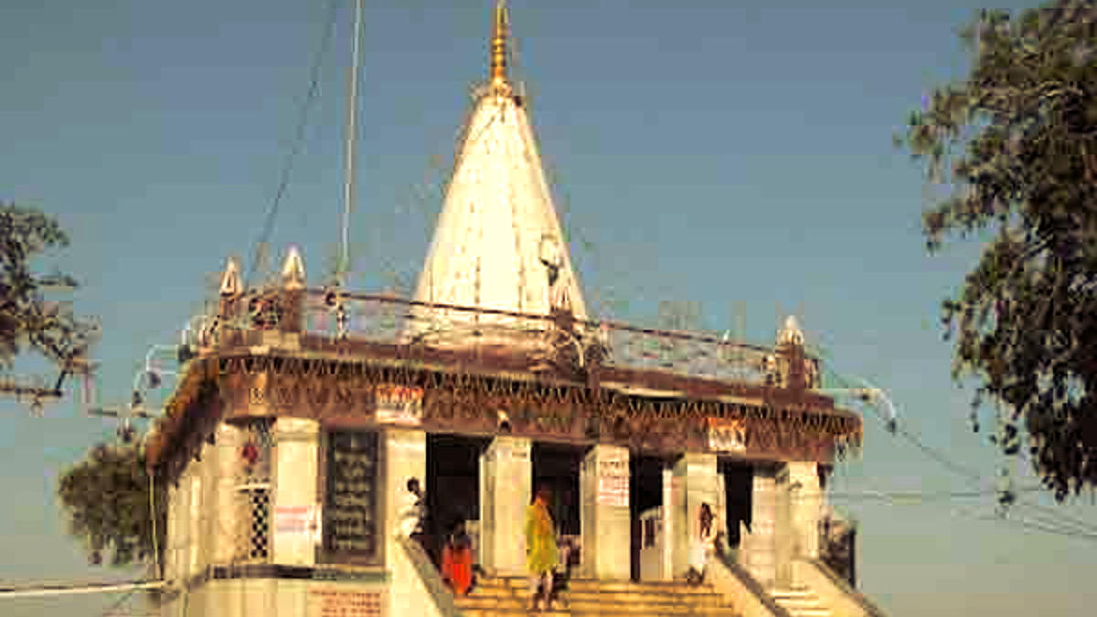 TOP 10 HAUNTED PLACES IN MADHYA PRADESH