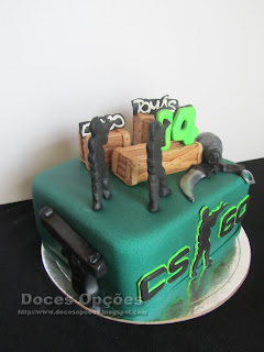 Doces Opções: Bolo de aniversário Counter-Strike