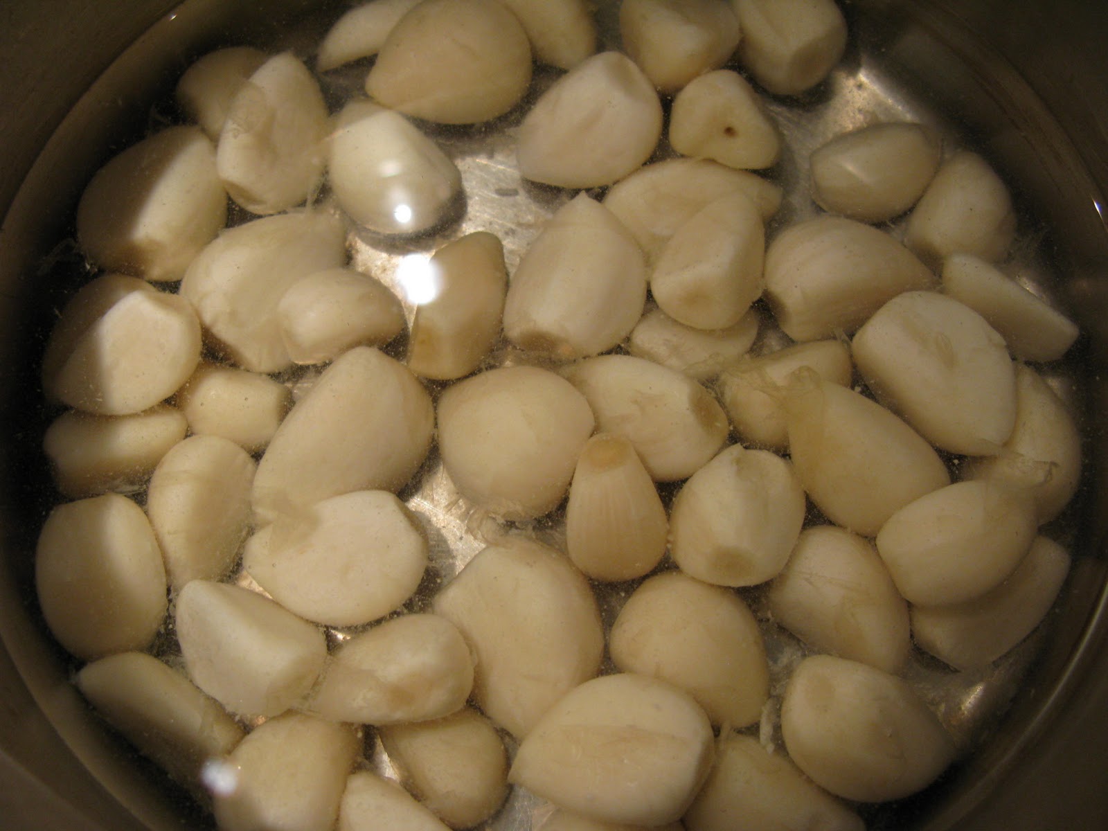 The Food Vine: garlic purée with parsley sauce
