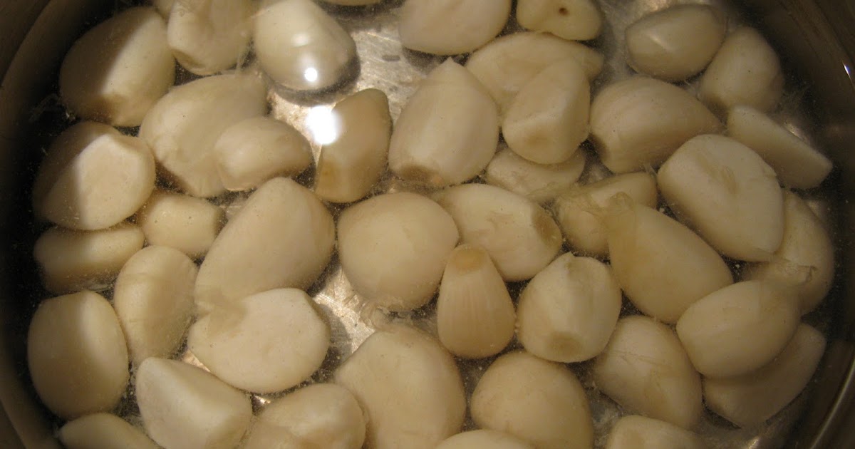 The Food Vine: garlic purée with parsley sauce