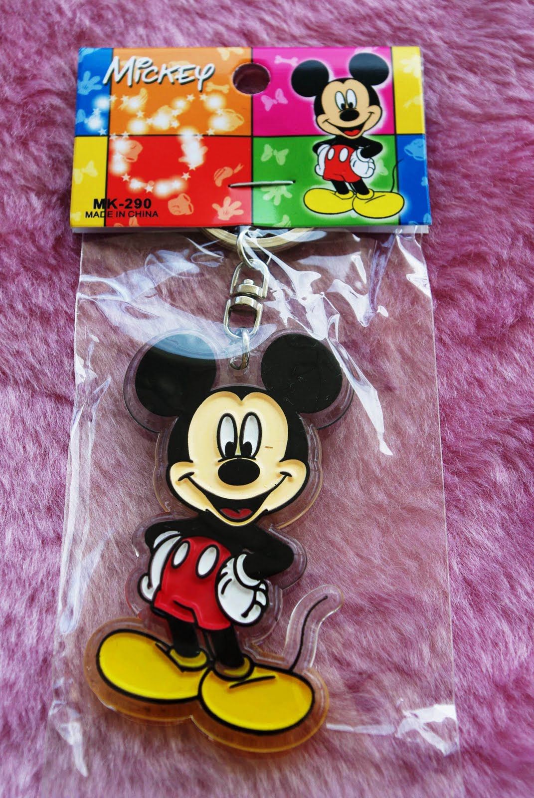 LittleWonderlandFriends: Ben 10 Ben10 Action! Key Chain Ring Keychain