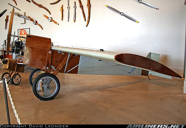 CUSTOM WIND MACHINES: V-twin car, V-twin airplane, Why not an V-twin ...