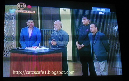 Catz's Cafe: Pavlova Che Lah