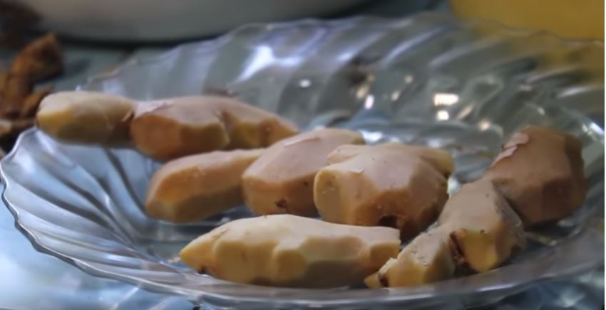 Cara Membuat Manisan Jahe Kering Paling Enak Buat Lebaran