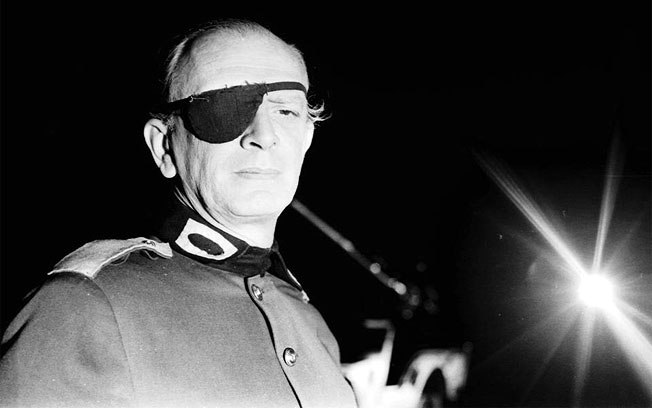 Astros em Revista: MÁRIO LAGO ATOR COMPOSITOR POETA GÊNIO