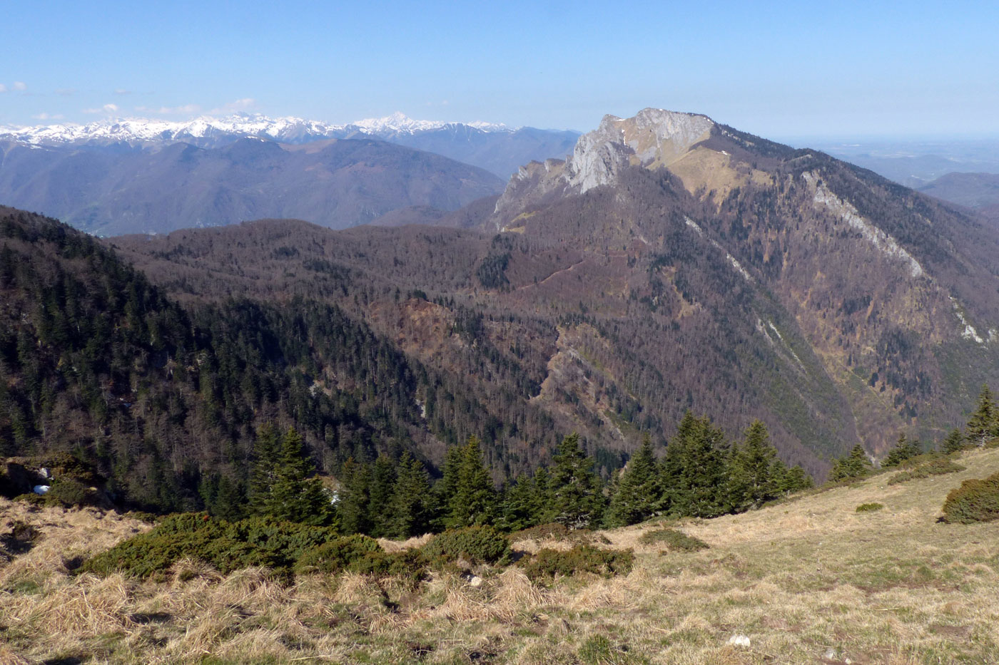 Randonnées et photos dans les Pyrénées: Pic de Cagire 1912 m