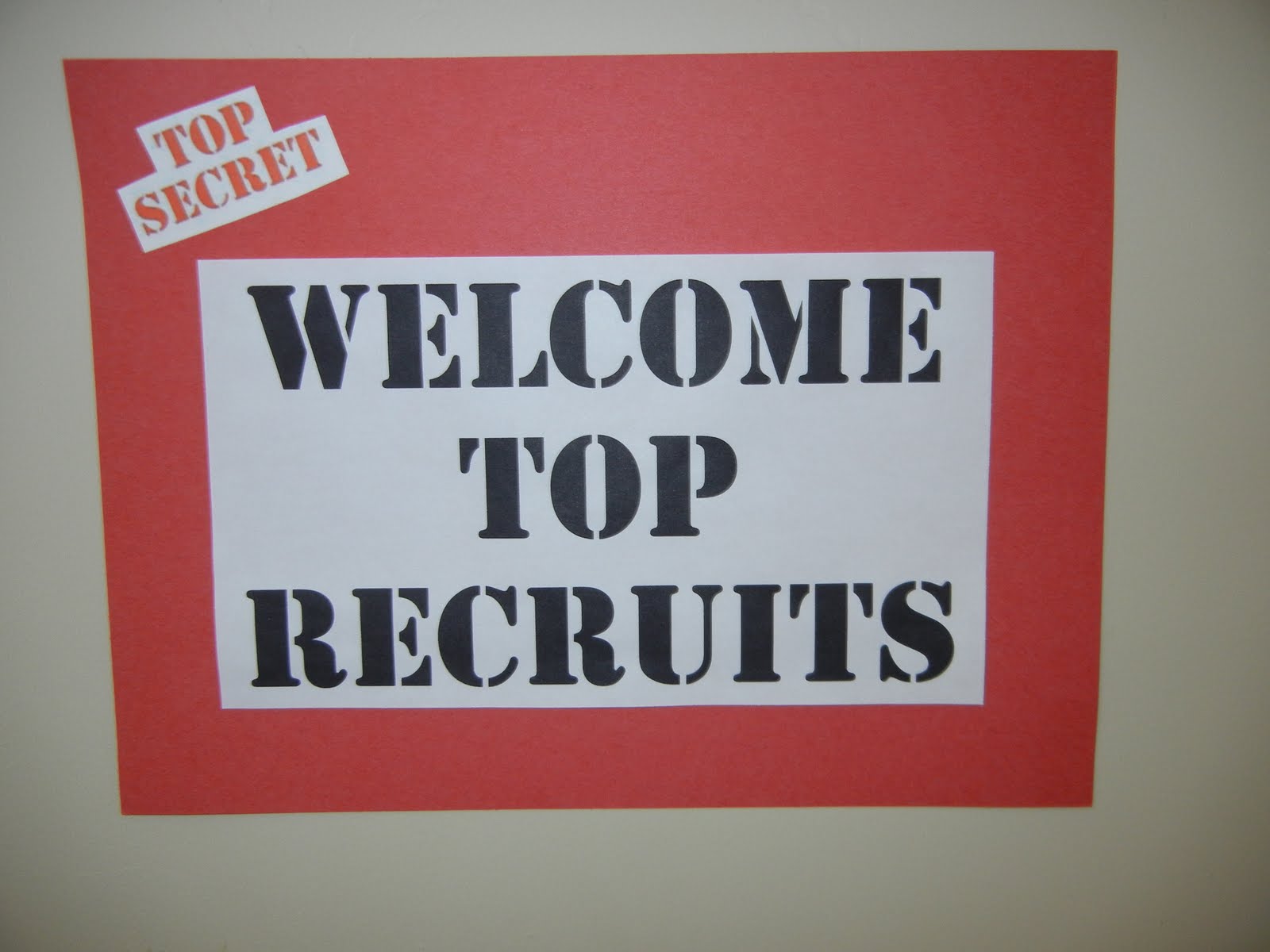 Grandma's Little Pearls: Decorating with a Top Secret Theme