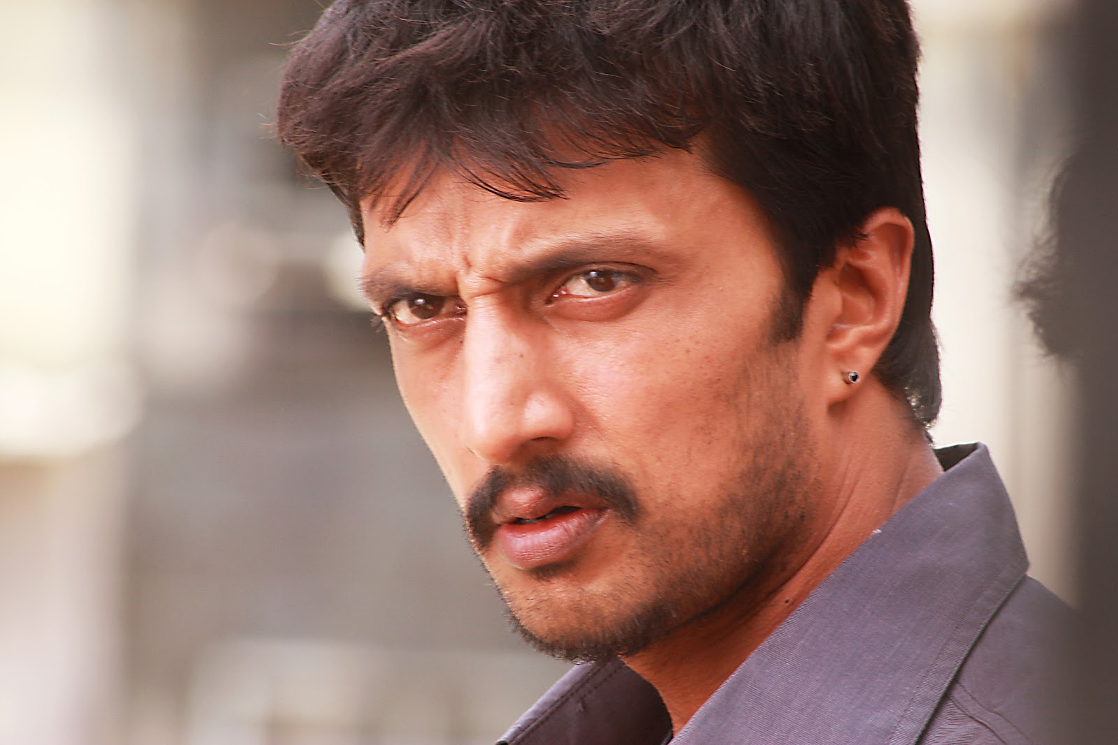 Prakhyat.Com | Entertainment & Lot's More..!!!: Kicha Movie HQ Stills