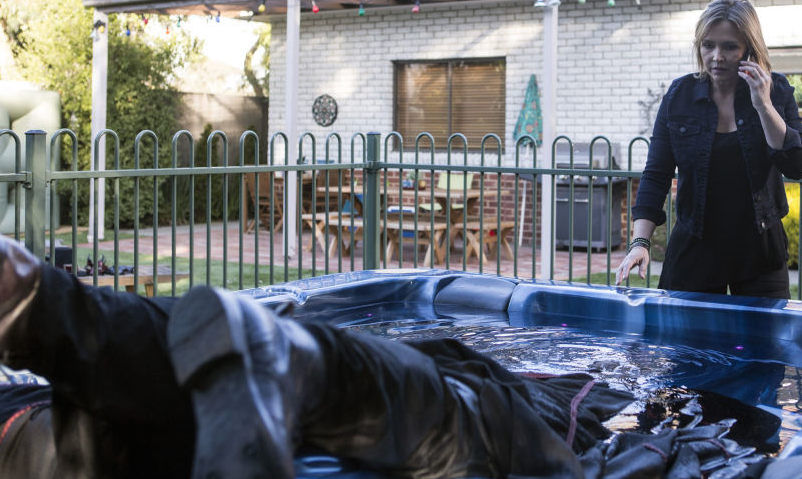 When Acting Is Not Enough: Neighbours - The Cassius Plot