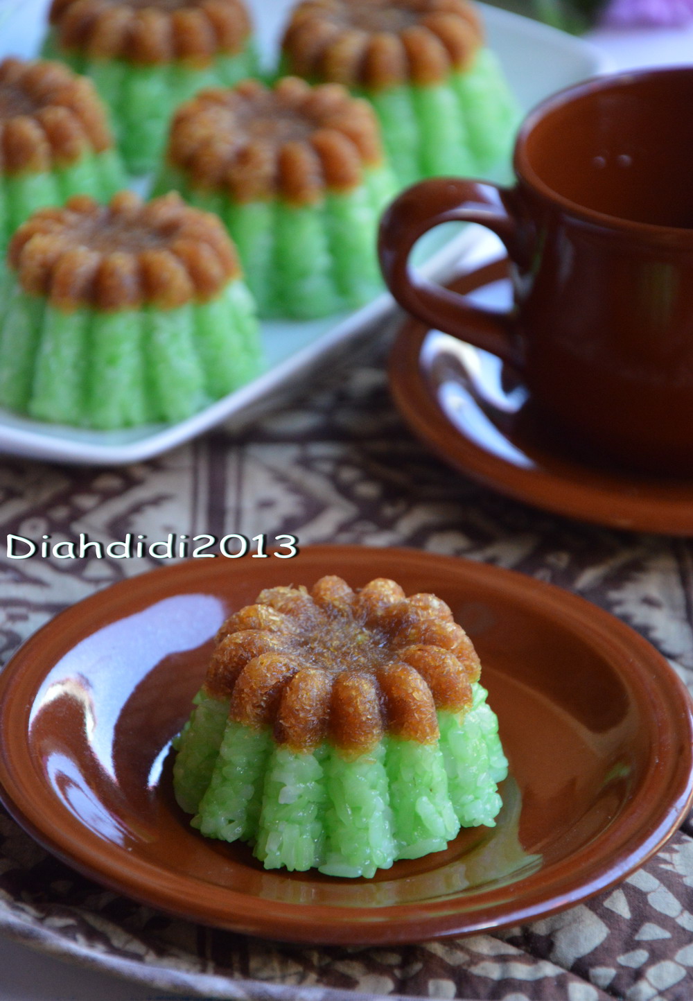 Diah Didi's Kitchen: Ketan Ijo Unti..Enak Buat Teman Ngopi Pagi Pagi..^_^