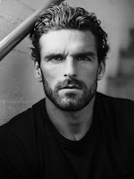 Linda Bertasi Blog: COVER REVEAL - INVINCIBILE di Stuart Reardon e Jane ...