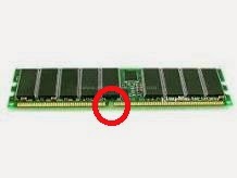 cara memasang RAM pada Motherboard ~ Panduan Merakit Komputer