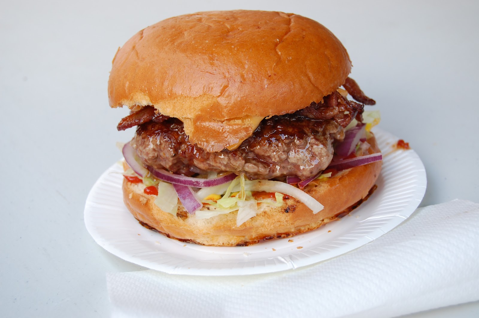 Burger Me! A London Burger Blog: Burger Bear at Red Market London