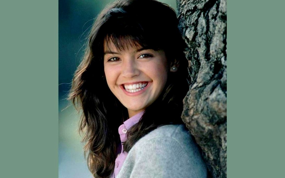 Phoebe Cates Picture Gallery: 2012