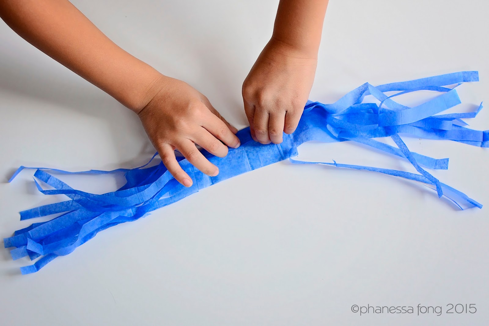 Phanessa's Crafts: Tissue Paper Tassles