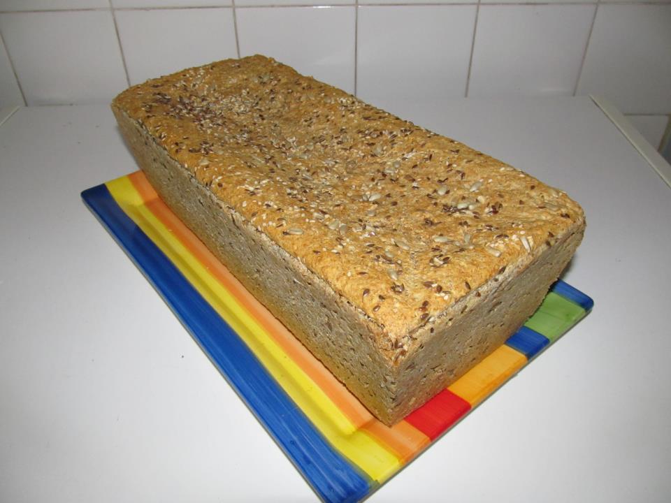 In en om die huis: Vars plaas brood