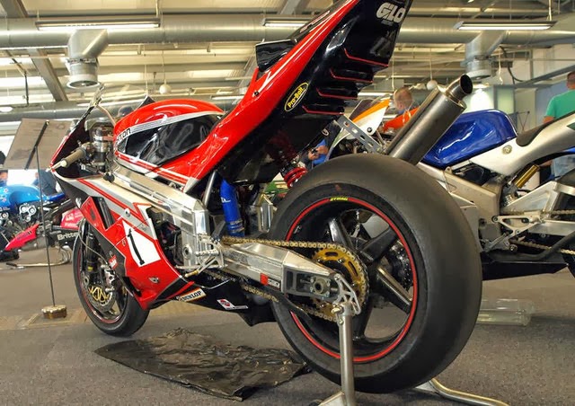 VOROMV Moto: CR700P. La escalofriante moto con motor rotativo Twin, de ...