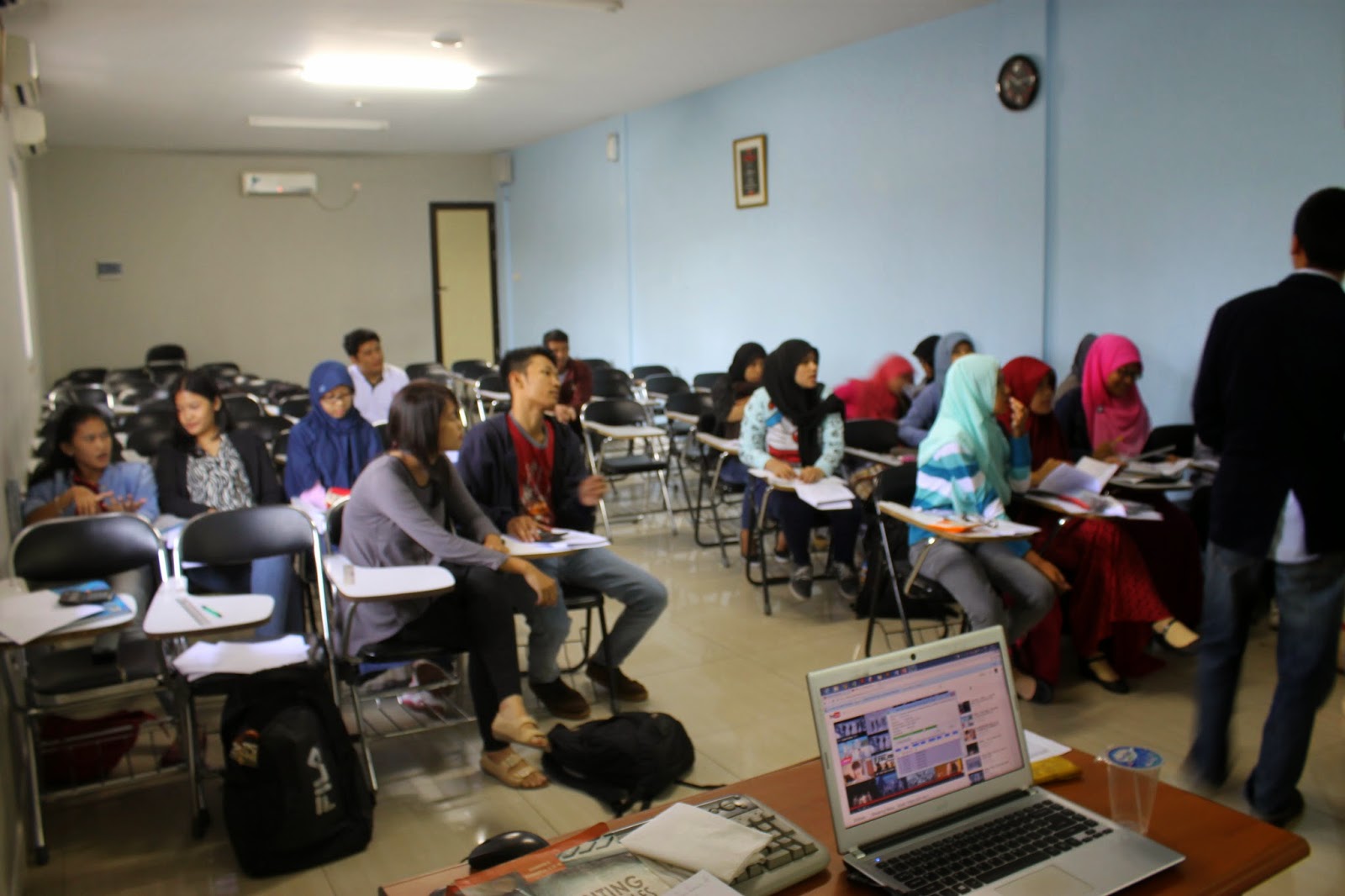 Politeknik LP3I Jakarta Kampus Depok