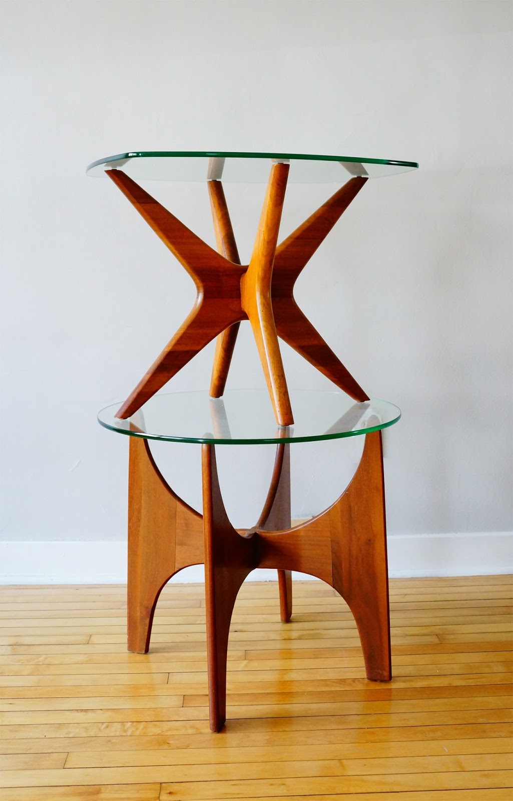 str8mcm: Adrian Pearsall Side Tables