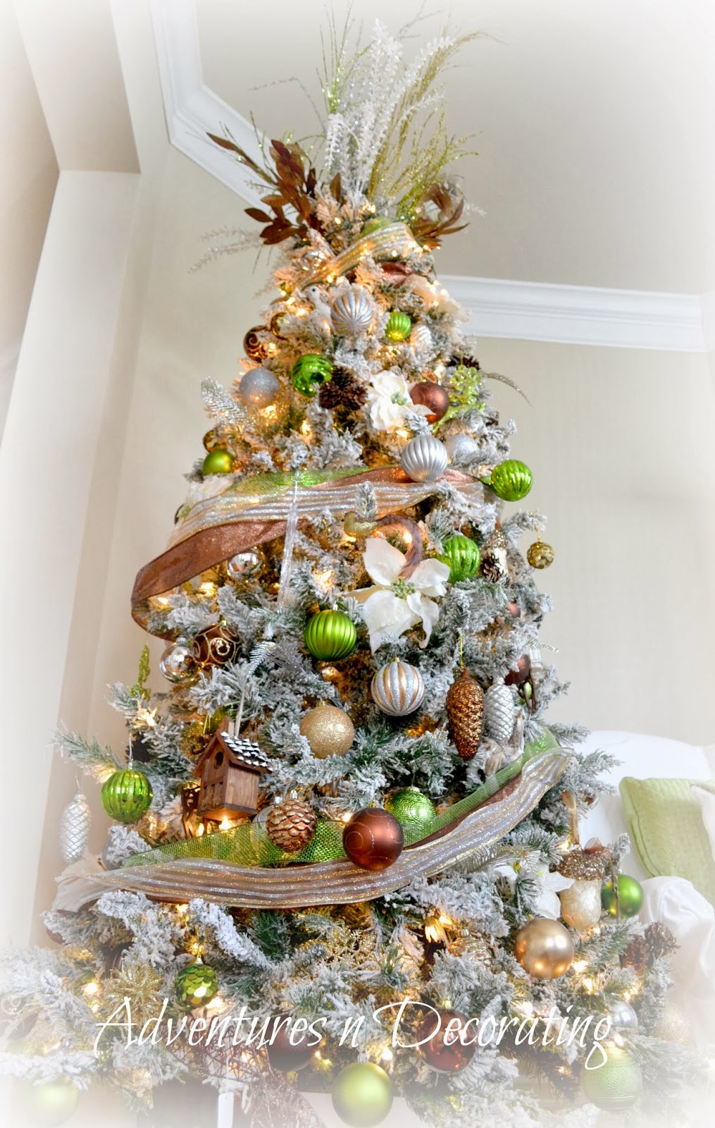 Adventures in Decorating: Our Christmas Sitting Room