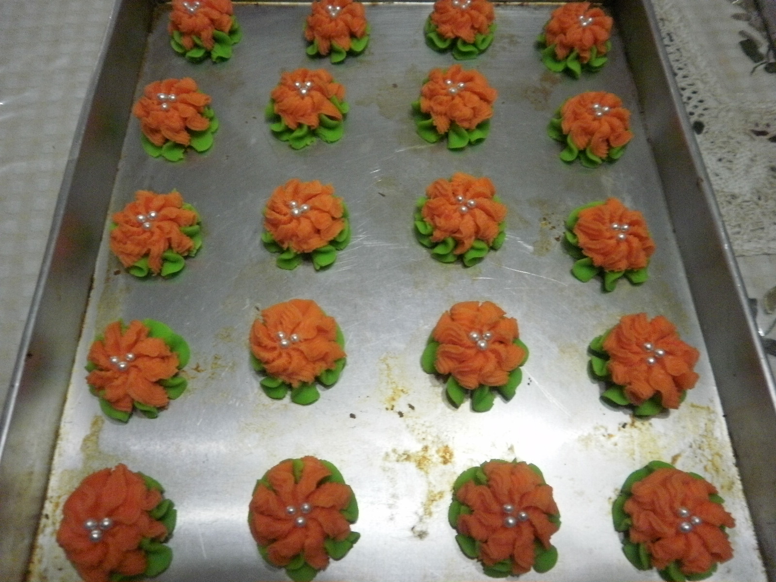 Zara ♥ Baking: SEMPERIT/DAHLIA BUNGA