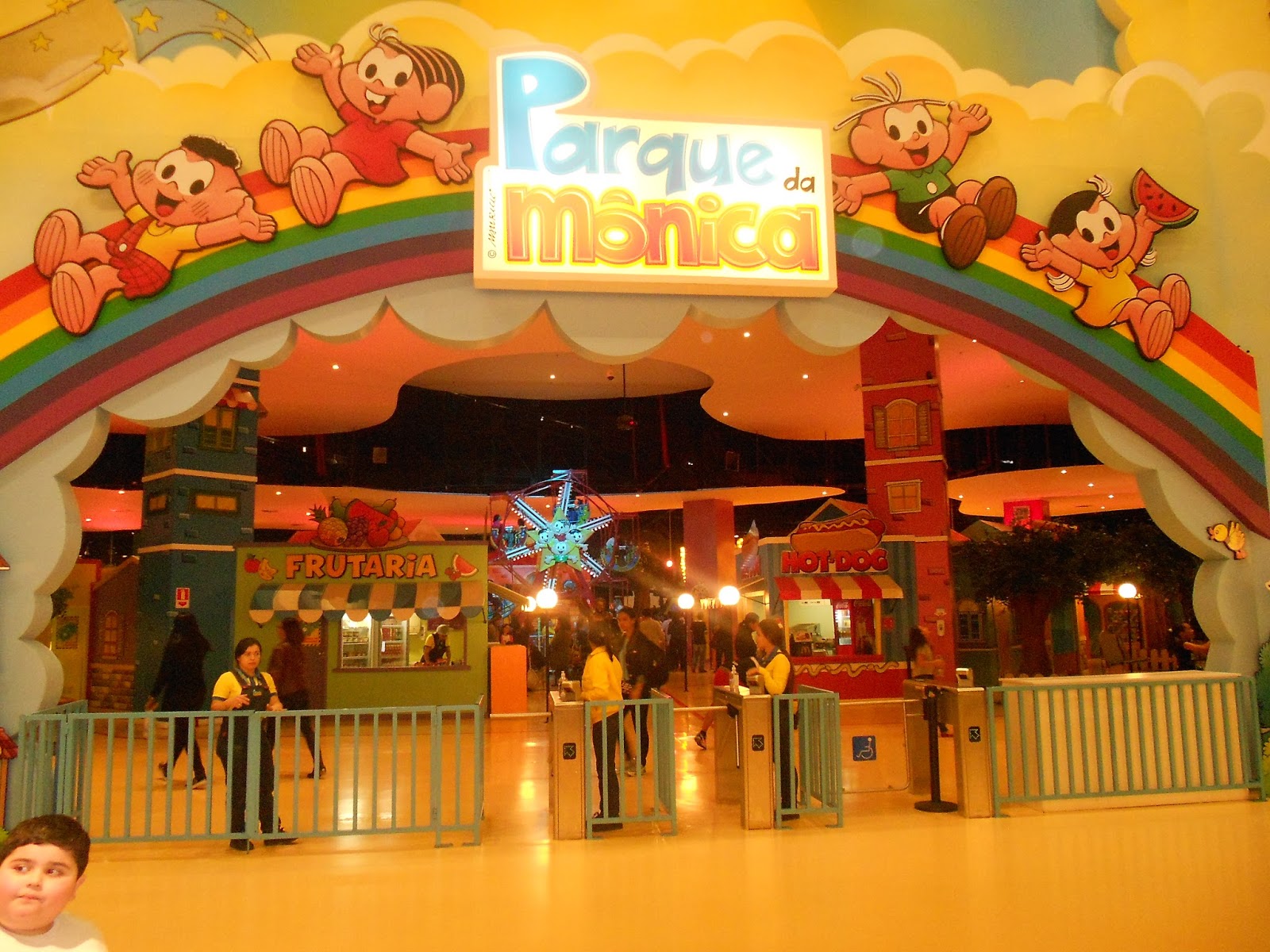 Parque da Mônica é diversão garantida para toda a família. - Mãe Sem ...