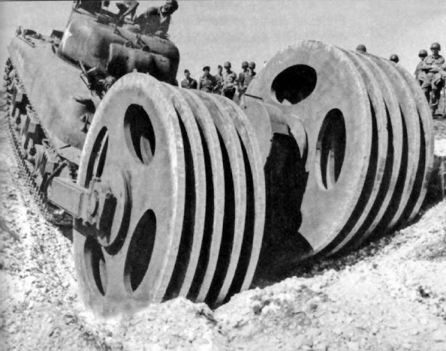 Panzerserra Bunker- Military Scale Models in 1/35 scale: M4 Sherman ...