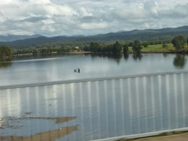 Peter and Vicki's Travel Blog: Batemans Bay to Pambula