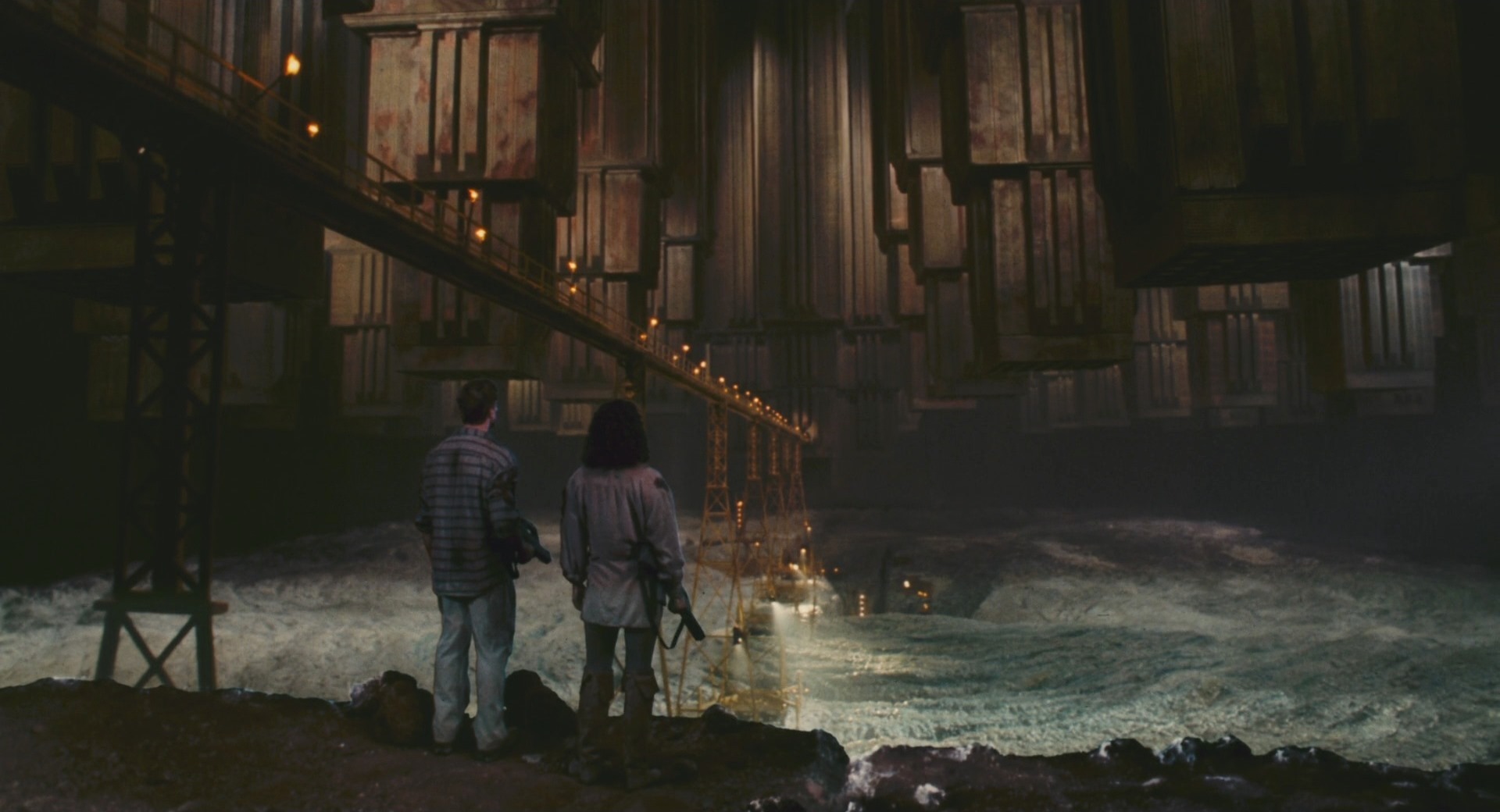 HD images from Total Recall (1990) movie | human Mars