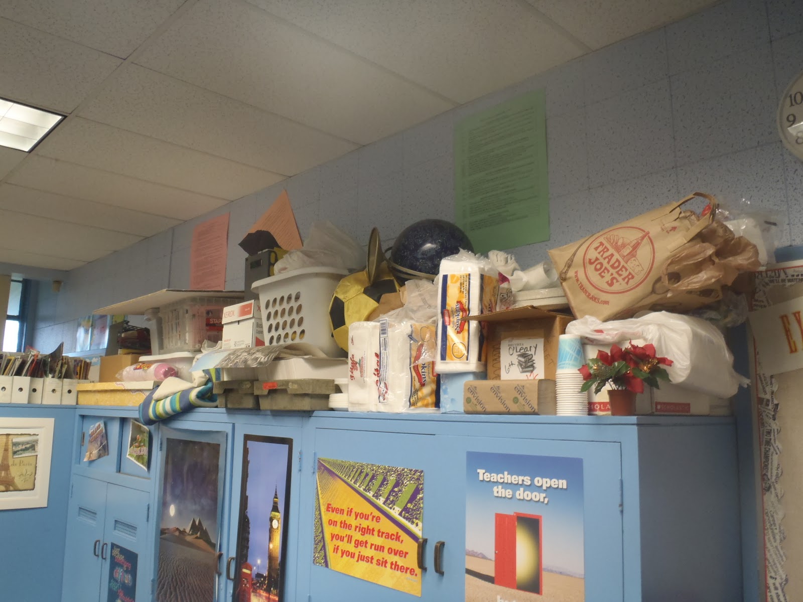 When I Grow Up: Clutter-Free Classroom - Challenge #1 (The Before Photos)