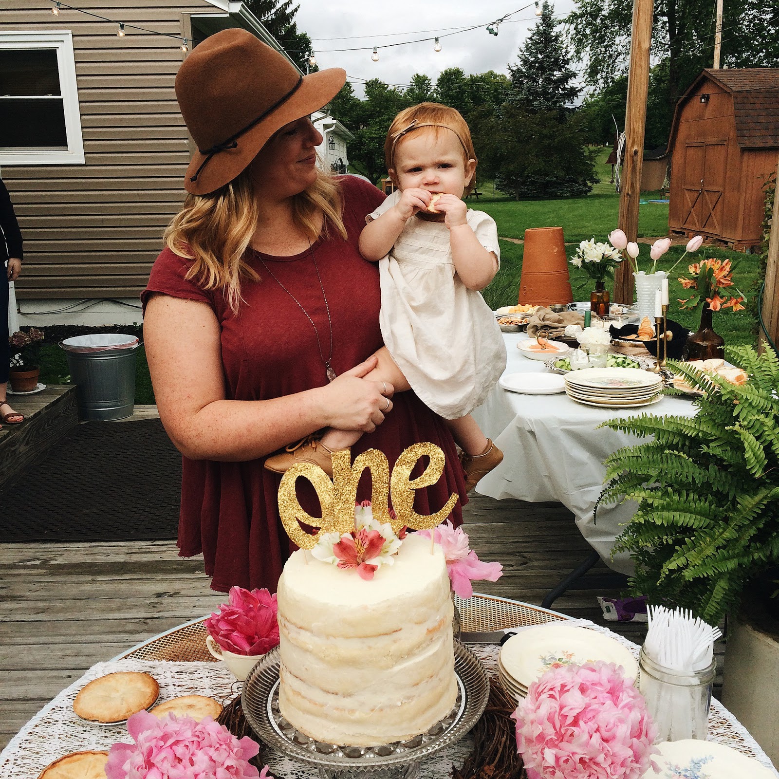 L i t t l e R i v e r M a m a : 365 days with an olive