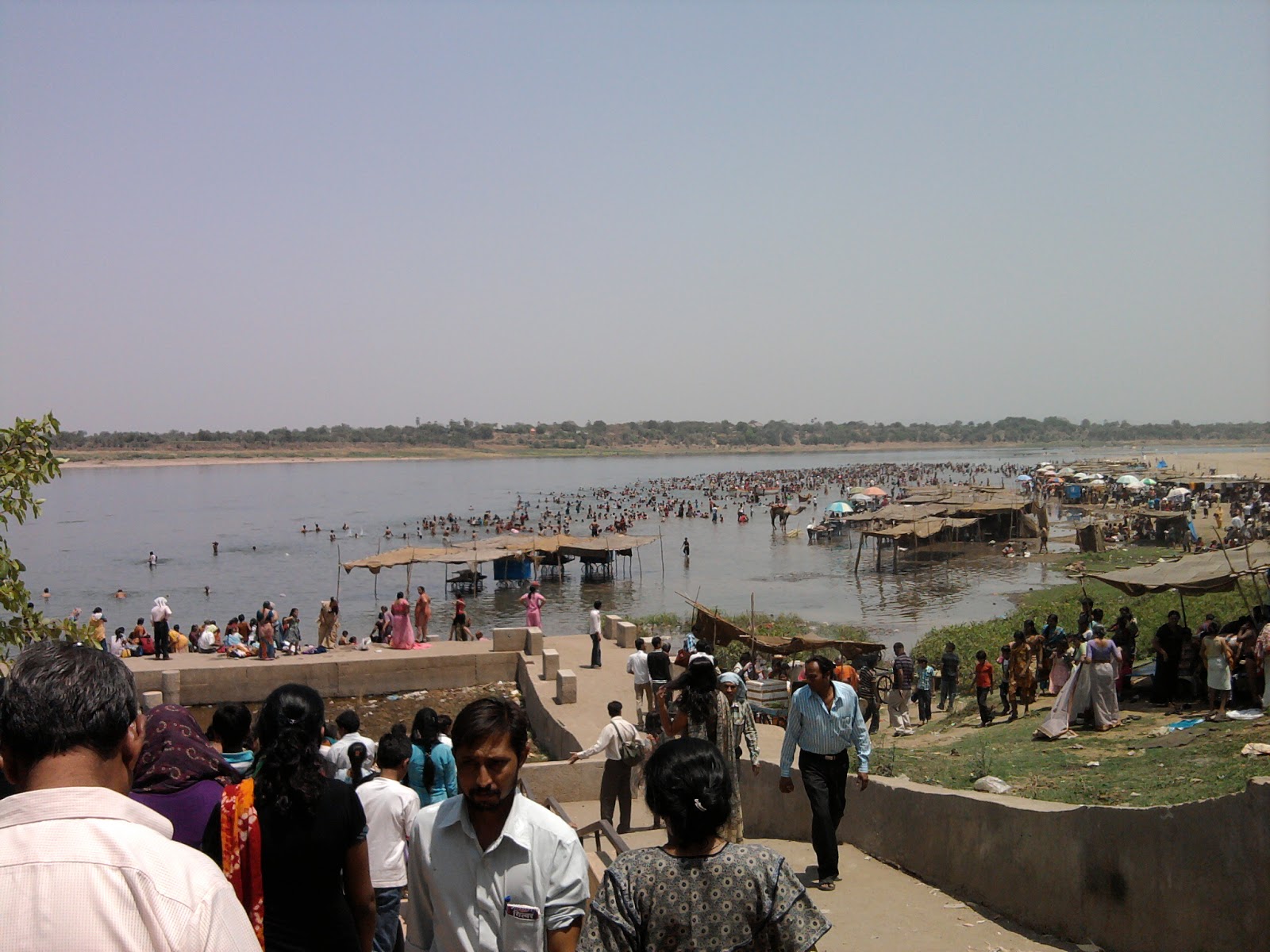Hare Krishna: Nareshwar Dham - Shri Rang Avadhoot Maharaj .... Near ...