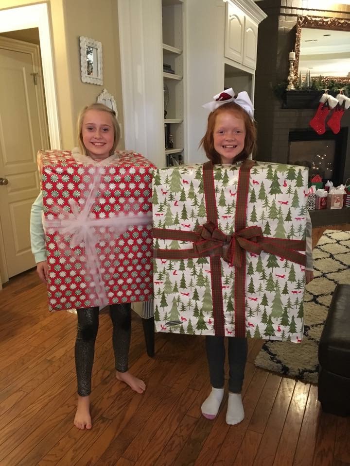 Crafty Texas Girls: Christmas Party Ideas for Kids (Games, Crafts & More)