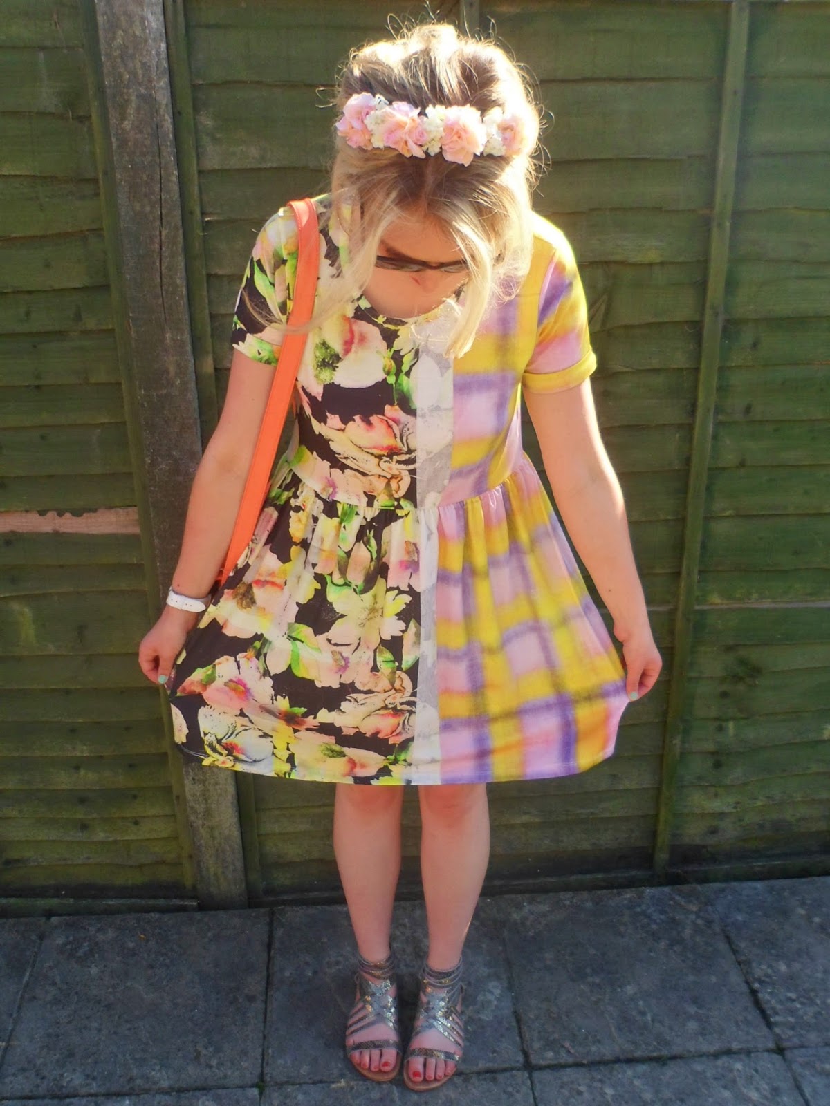 OOTD : Summer Lovin' Smock & Sandals | Aloha Kirstie