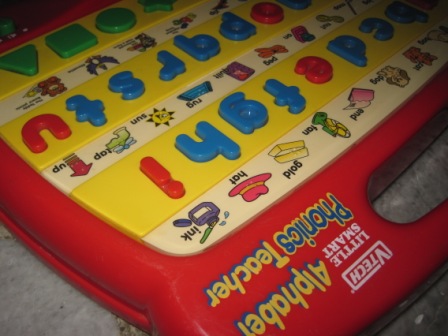 JuaiMurah: Vtech Alphabets Phonics Teacher