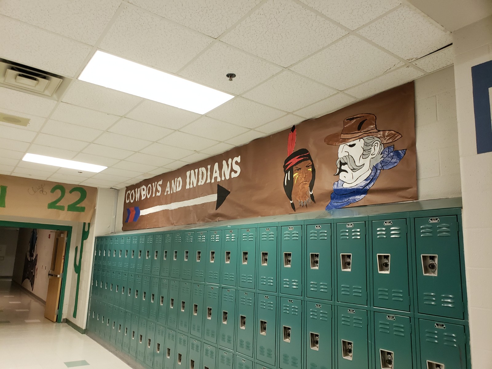 Eagle Pass ISD - iVision: WHS Hall Decorating Contest